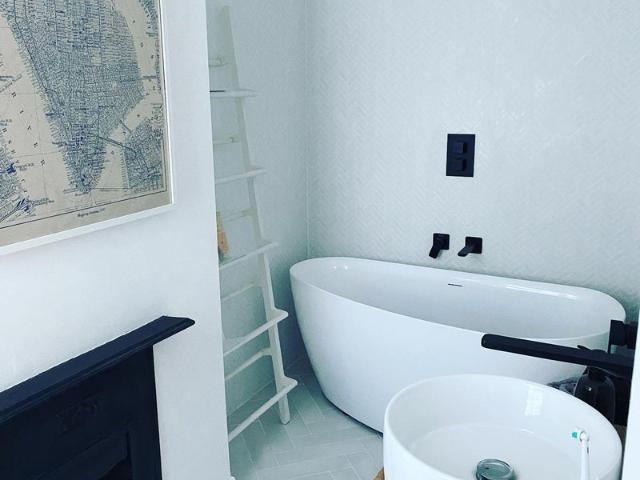 Room at Rosebery Avenue, Greater London