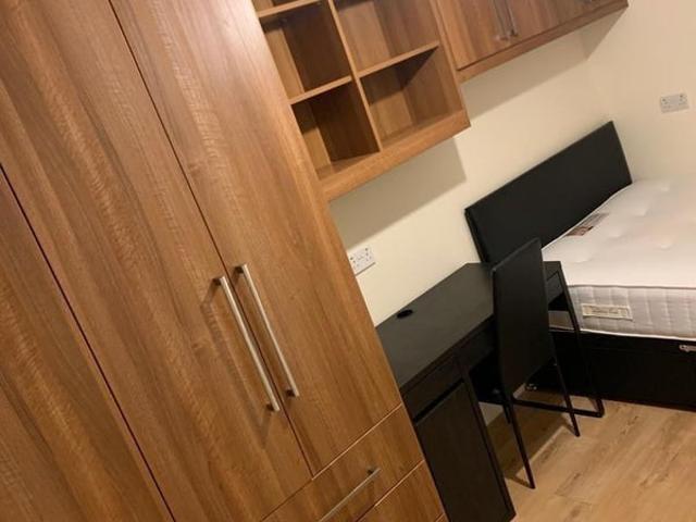 Room at Roseberry Street, Greater London