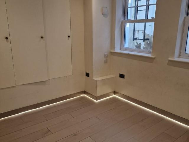 Room at Rosebury Road, Greater London