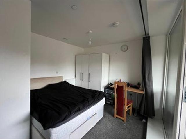 Room at Rosefield Gardens, Greater London