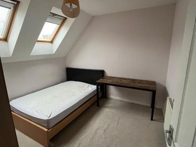Room at Rosehip Road, Cambridge