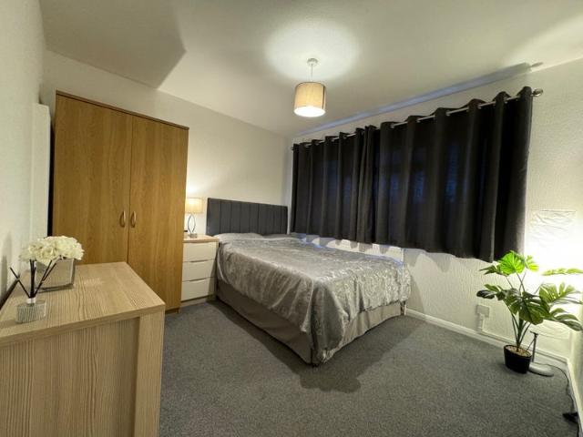 Room at Rossendale, Chelmsford