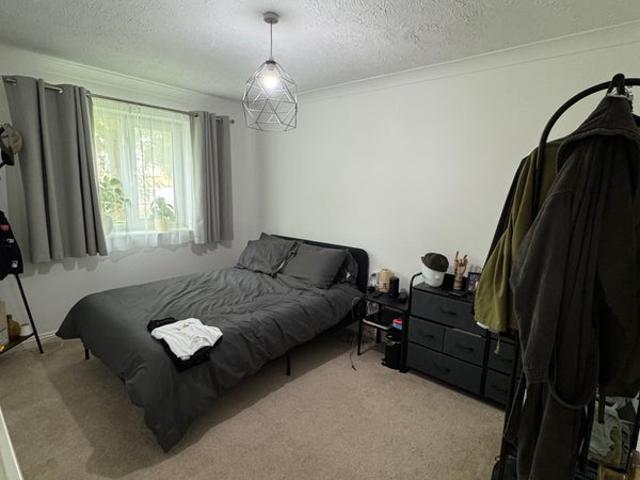 Room at Rossetti Road, Greater London