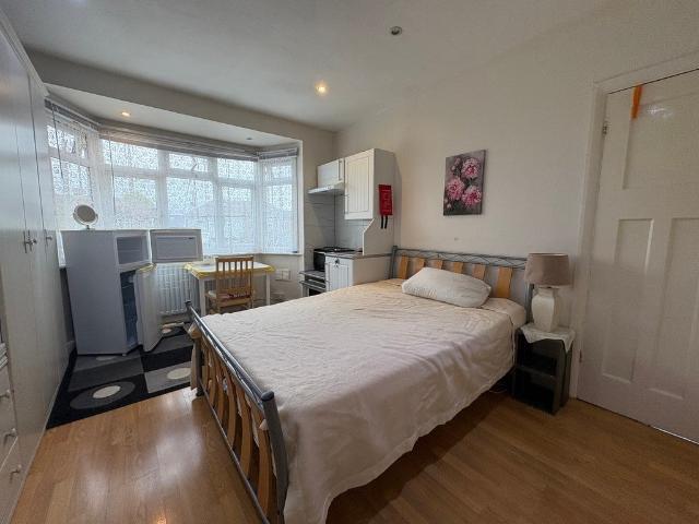 Room at Rowantree Close, London