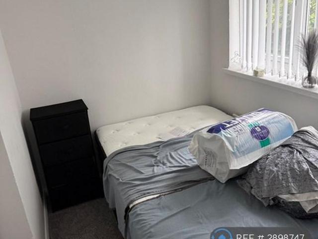Room at Rotherfield Square, Sunderland
