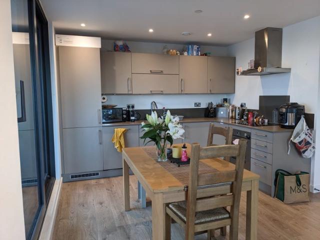 Room at Rotherhithe New Road, Greater London