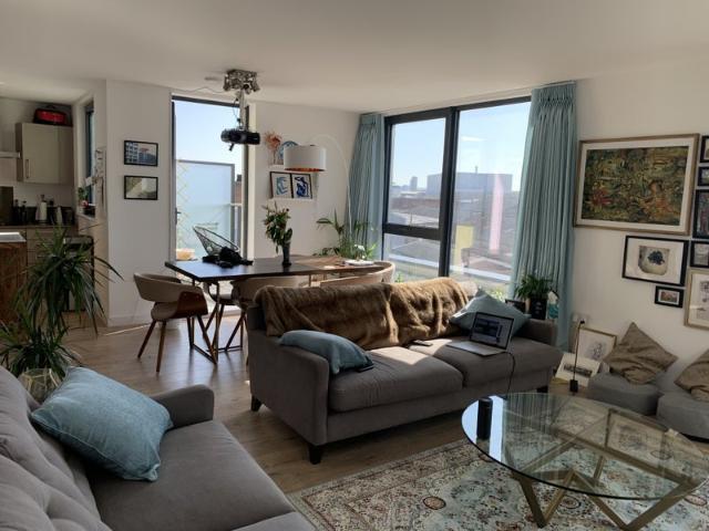 Room at Rotherhithe New Road, Greater London