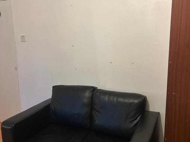 Room at Rotherhithe Street, Greater London