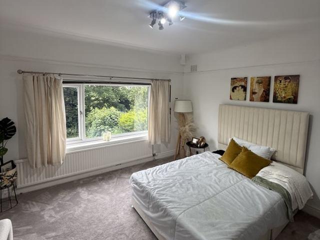 Room at Royal Avenue, South Ribble
