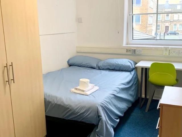 Room at Royal Crescent Road, Southampton