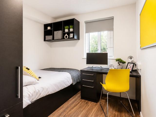 Room at St. Marks Road, Leeds