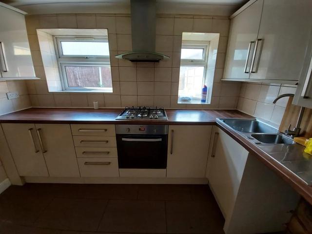 Room at St. Marys Road, Greater London