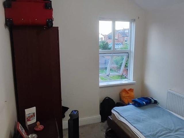 Room at St Marys Road, Sandwell