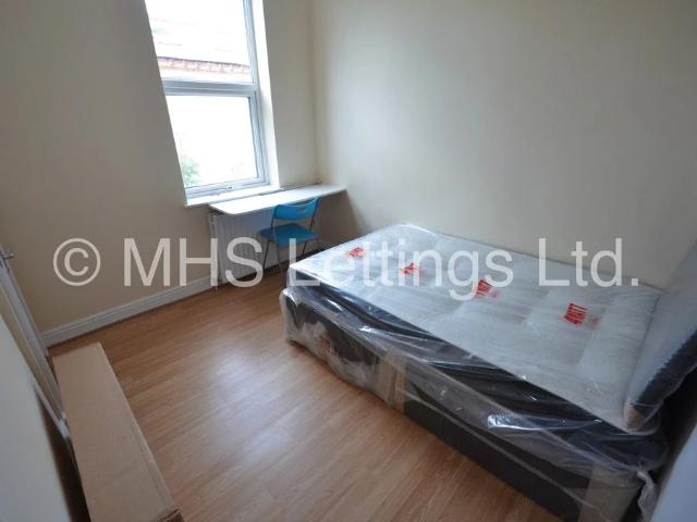 Room at St Michael's Lane, Leeds