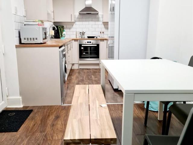 Room at St Oswald Street, Lancaster