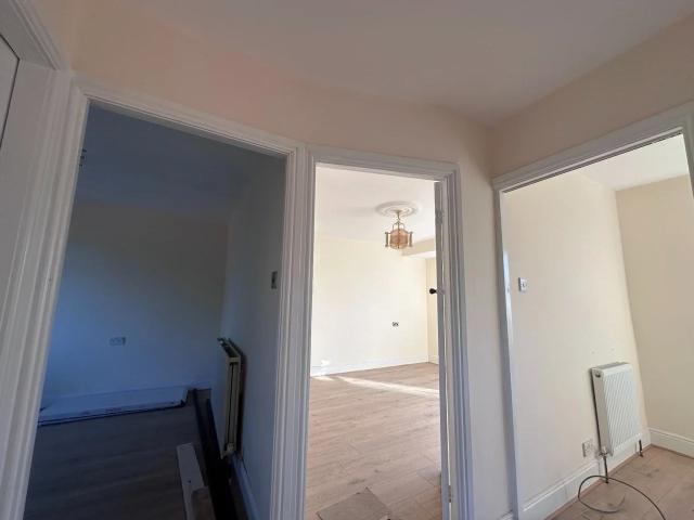 Room at St Alban Close, Leeds