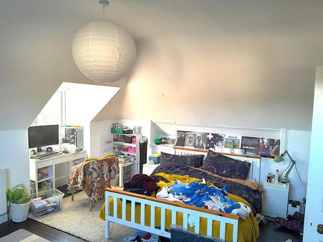 Room at St. Alban's Avenue, Bournemouth