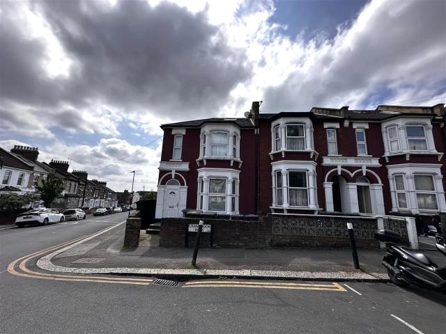 Room at St Albans Crescent, Greater London