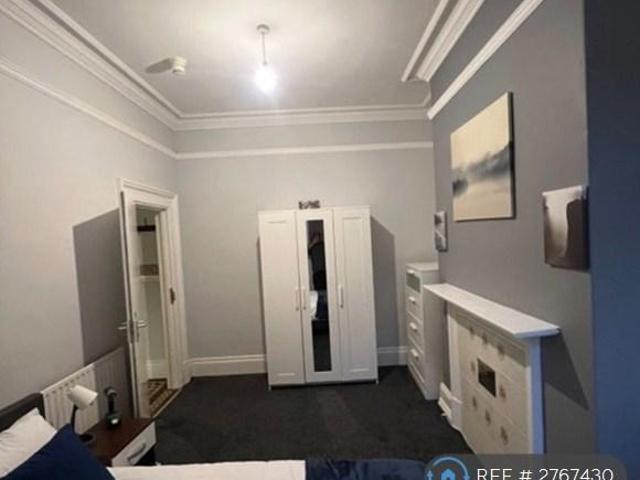 Room at St Albans Road, Leicester