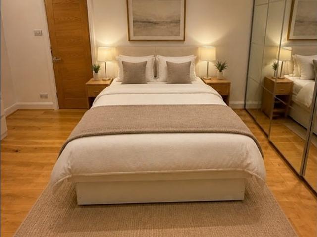 Room at St Albans Road, Watford