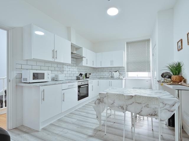 Room at St Albans Road, Watford