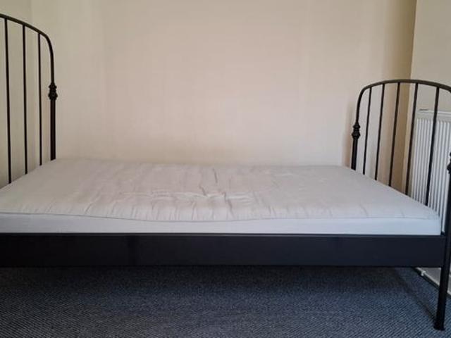 Room at St Andrew Road, Liverpool
