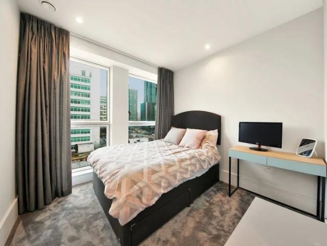 Room at St. Andrew's Road, Greater London