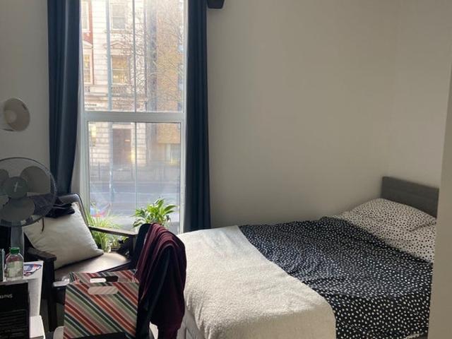 Room at St. Anne's Row, Greater London