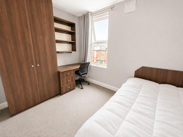 Room at St Ann's Mount, Leeds