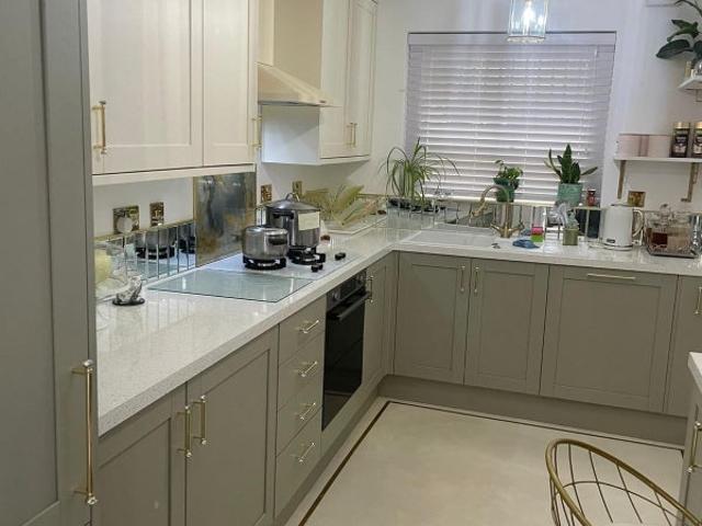 Room at St Anns Road, Greater London