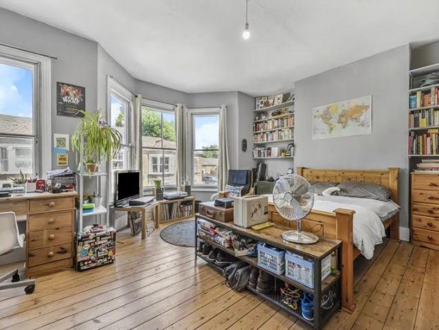 Room at St Asaph Road, Greater London