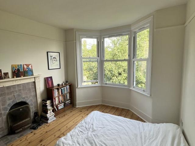 Room at St Asaph Road, Greater London