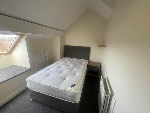 Room at St Chad's View, Leeds