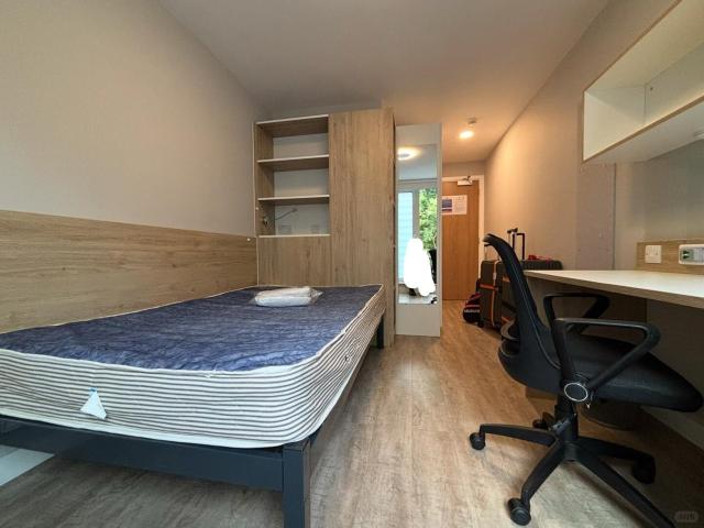 Room at St Germans Road, Exeter