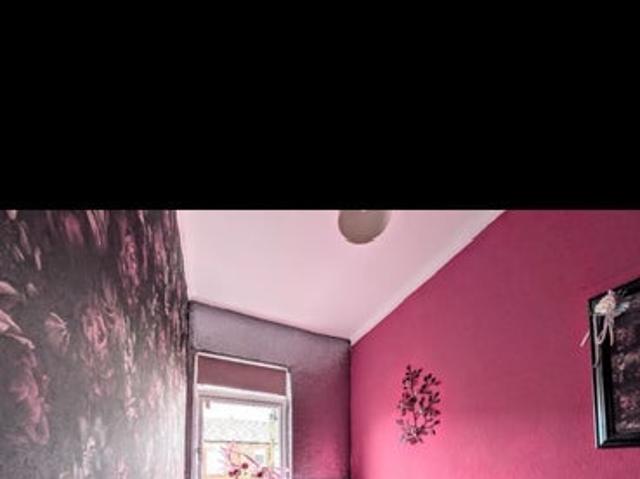 Room at St James Street, Farnworth