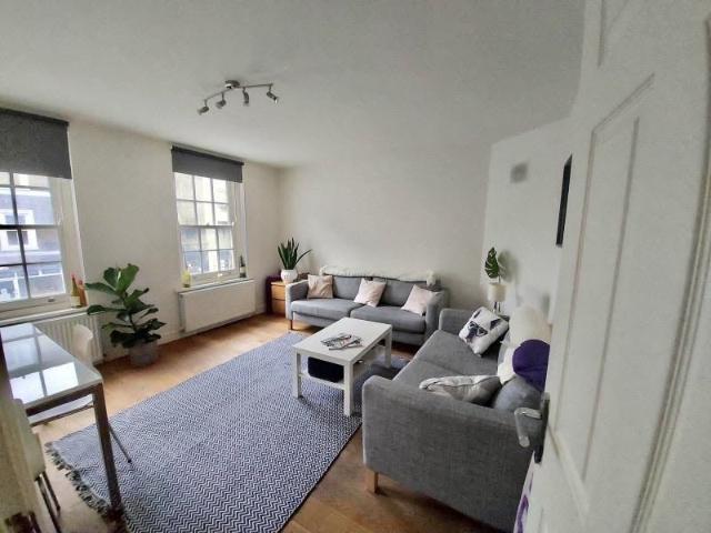 Room at St. John Street, Greater London