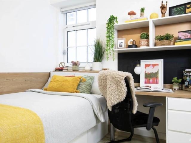 Room at St. John Street, Greater London