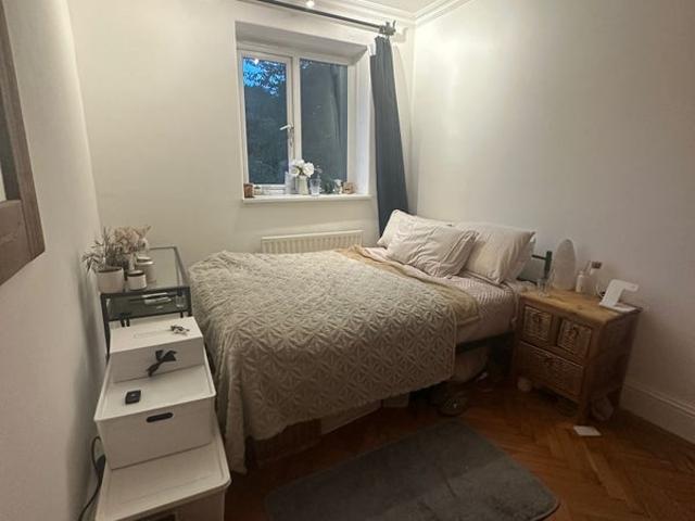Room at St. John's Drive, Greater London