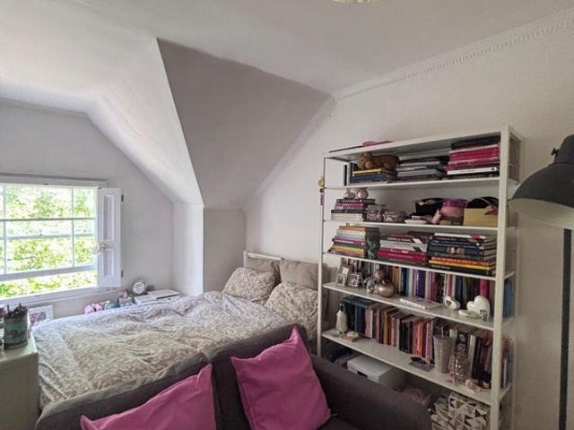 Room at St John's Park, Greater London