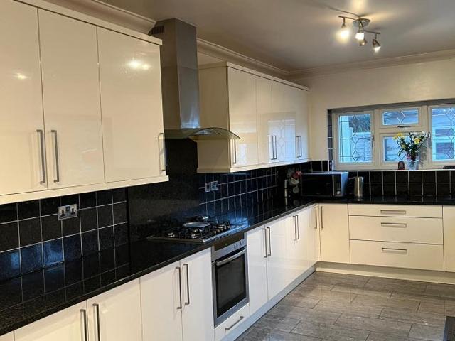 Room at St Johns Road, Greater London