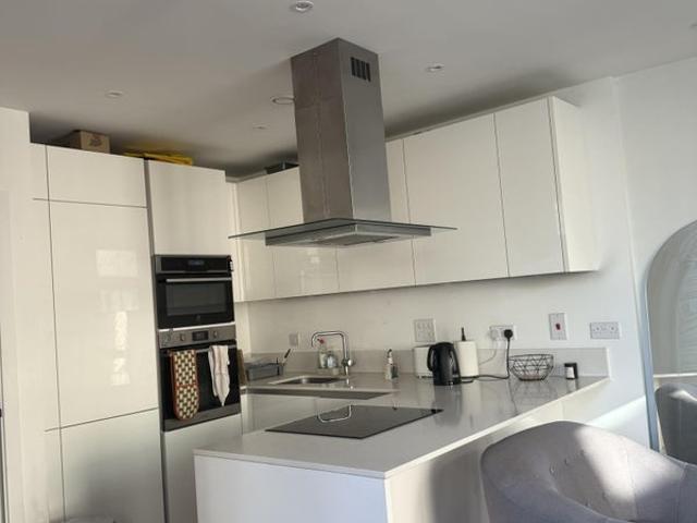Room at St. Pancras Way, Greater London