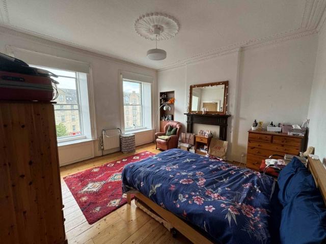 Room at St Patrick Square, City of Edinburgh