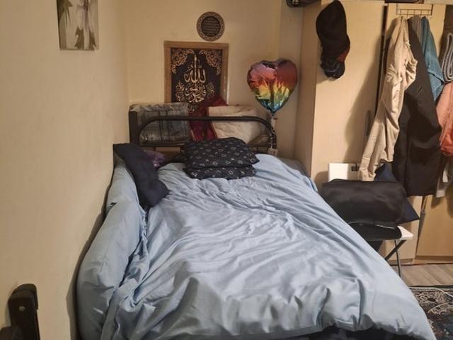 Room at St. Pauls Avenue, Greater London