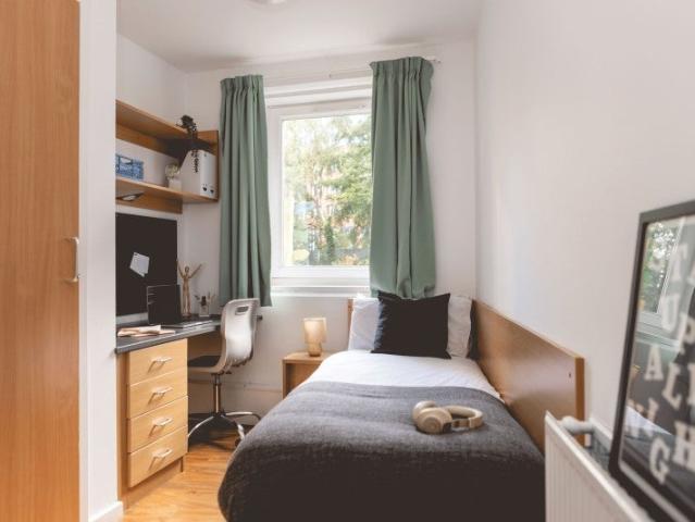 Room at St Pauls Road, Bournemouth