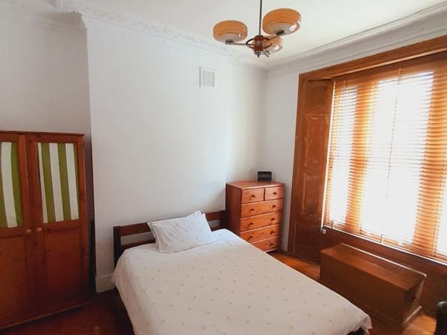 Room at St. Paul's Road, Greater London