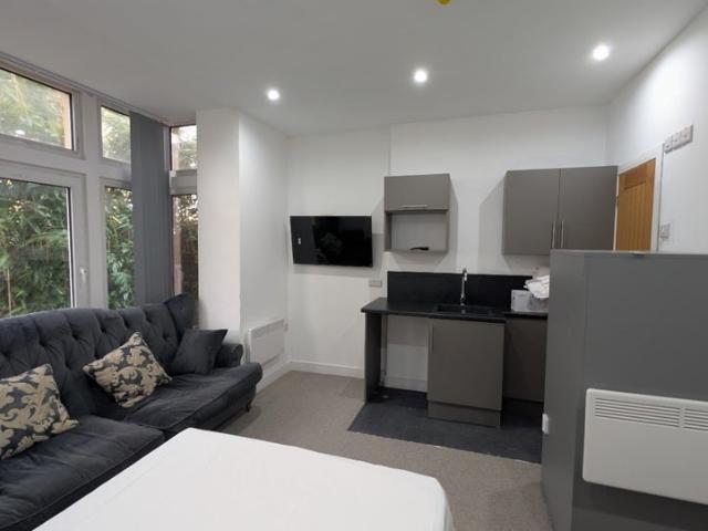 Room at St Paul's Road, Preston