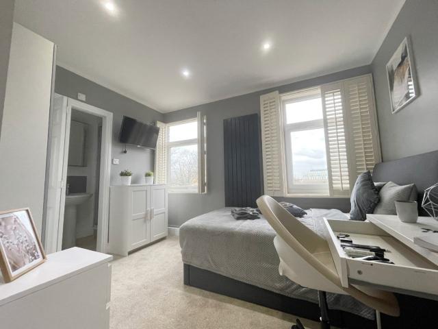 Room at St Peters Gardens, Northampton