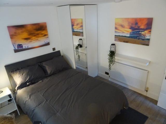 Room at St Peters Lane, Metropolitan Borough of Solihull