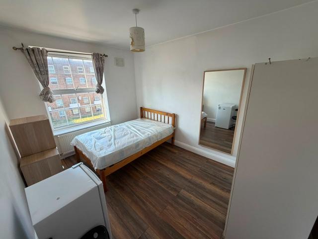 Room at Stamford Hill, Greater London