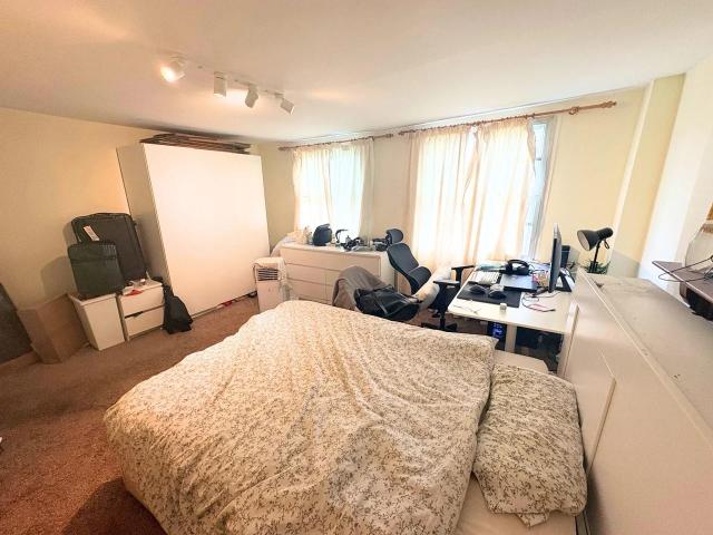 Room at Stamford Street, Greater London